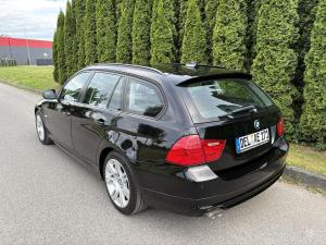 Black BMW 318 2011 in Panevezys, with an engine capacity of 2.00 L and mileage of 284 thousand km for 4350 €, photo 5 on AUTOMOTO.COM.LV