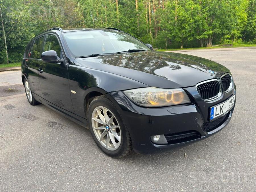 Melns BMW 318 2011 Cēsis, ar dzinēja tilpumu 2.00 L un nobraukumu 339 tūkst. km par 4400 €, foto 4 vietnē AUTOMOTO.COM.LV