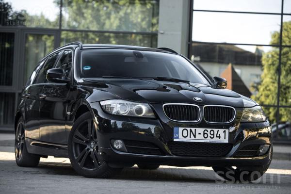 Melns BMW 318 2011 Tukums, ar dzinēja tilpumu 2.00 L un nobraukumu 324 tūkst. km par 5550 €, foto 1 vietnē AUTOMOTO.COM.LV