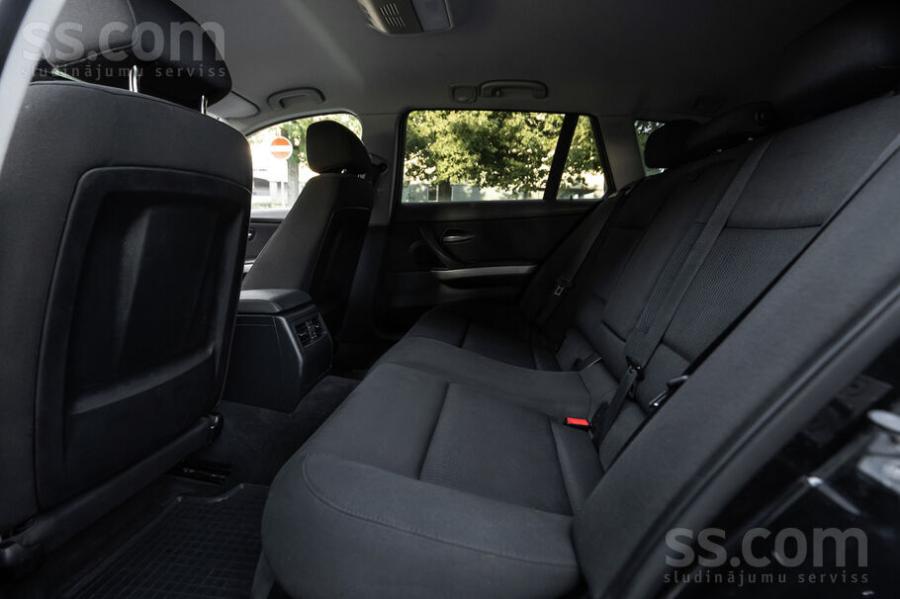 Black BMW 318 2011 in Tukums, with an engine capacity of 2.00 L and mileage of 324 thousand km for 5550 €, photo 14 on AUTOMOTO.COM.LV