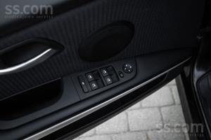 Black BMW 318 2011 in Tukums, with an engine capacity of 2.00 L and mileage of 324 thousand km for 5550 €, photo 16 on AUTOMOTO.COM.LV