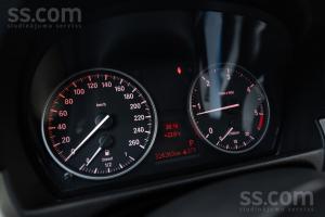 Black BMW 318 2011 in Tukums, with an engine capacity of 2.00 L and mileage of 324 thousand km for 5550 €, photo 17 on AUTOMOTO.COM.LV