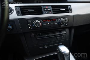 Black BMW 318 2011 in Tukums, with an engine capacity of 2.00 L and mileage of 324 thousand km for 5550 €, photo 19 on AUTOMOTO.COM.LV