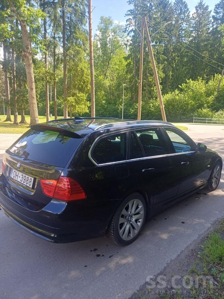 Black BMW 318 2011 in Ogre, with an engine capacity of 2.00 L and mileage of 268 thousand km for 5150 €, photo 4 on AUTOMOTO.COM.LV