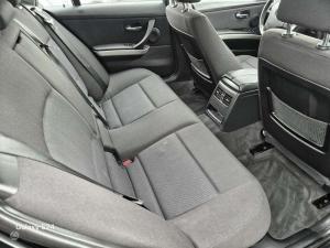 Black BMW 318 2011 in Siauliai, with an engine capacity of 2.00 L and mileage of 200 thousand km for 4500 €, photo 15 on AUTOMOTO.COM.LV