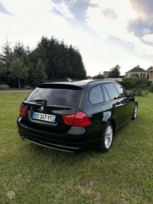 Black BMW 318 2011 in Taurage, with an engine capacity of 2.00 L and mileage of 300 thousand km for 3350 €, photo 10 on AUTOMOTO.COM.LV