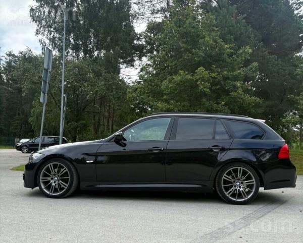 Black BMW 318 2011 in Jurmala, with an engine capacity of 2.00 L and mileage of 348 thousand km for 6590 €, photo 6 on AUTOMOTO.COM.LV
