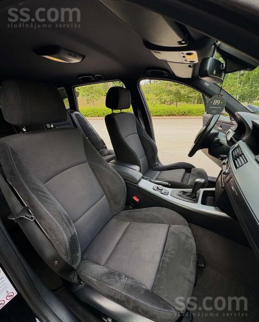 Melns BMW 318 2011 Jūrmala, ar dzinēja tilpumu 2.00 L un nobraukumu 348 tūkst. km par 6590 €, foto 9 vietnē AUTOMOTO.COM.LV