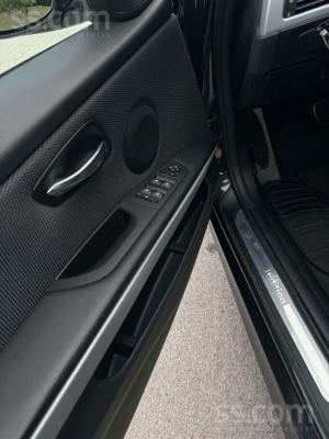 Melns BMW 318 2011 Jūrmala, ar dzinēja tilpumu 2.00 L un nobraukumu 348 tūkst. km par 6590 €, foto 11 vietnē AUTOMOTO.COM.LV