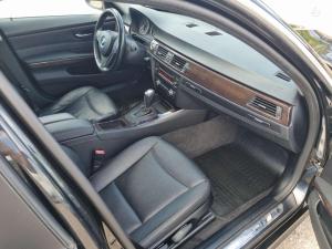 Melns BMW 318 2011 Pakruojis, ar dzinēja tilpumu 2.00 L un nobraukumu 263 tūkst. km par 3750 €, foto 12 vietnē AUTOMOTO.COM.LV