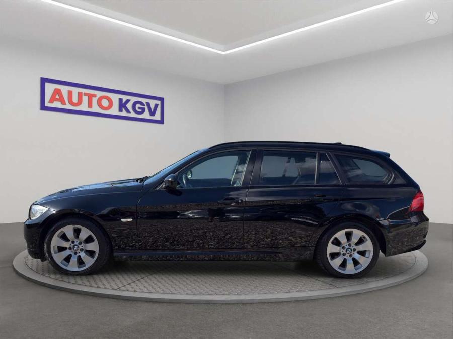 Melns BMW 318 2011 Kauņa, ar dzinēja tilpumu 2.00 L un nobraukumu 376 tūkst. km par 4999 €, foto 3 vietnē AUTOMOTO.COM.LV