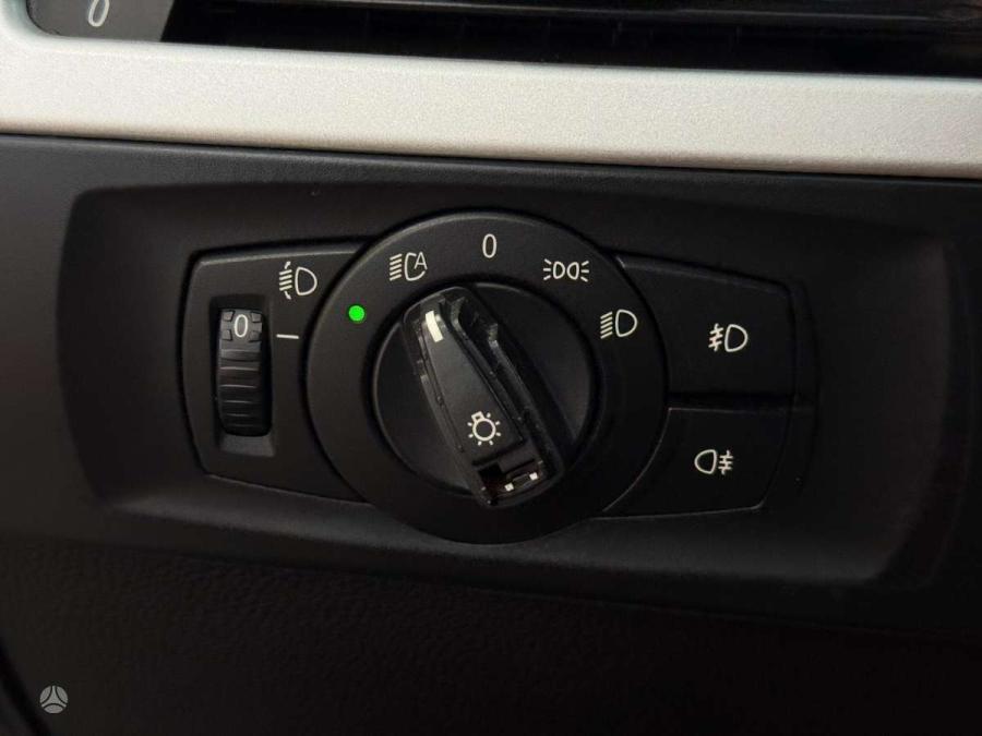 Melns BMW 318 2011 Kauņa, ar dzinēja tilpumu 2.00 L un nobraukumu 376 tūkst. km par 4999 €, foto 20 vietnē AUTOMOTO.COM.LV