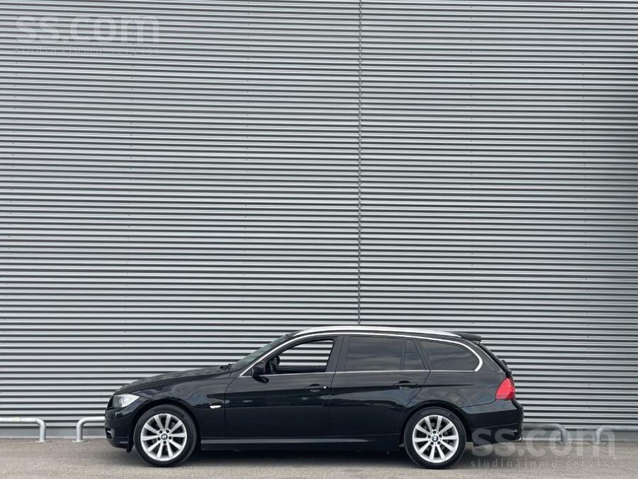 Black BMW 318 2011 in Riga, with an engine capacity of 2.00 L and mileage of 263 thousand km for 5200 €, photo 9 on AUTOMOTO.COM.LV