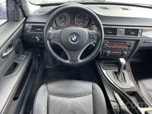 Black BMW 318 2011 in Riga, with an engine capacity of 2.00 L and mileage of 263 thousand km for 5200 €, photo 18 on AUTOMOTO.COM.LV