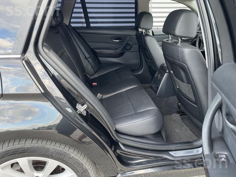 Black BMW 318 2011 in Riga, with an engine capacity of 2.00 L and mileage of 263 thousand km for 5200 €, photo 22 on AUTOMOTO.COM.LV