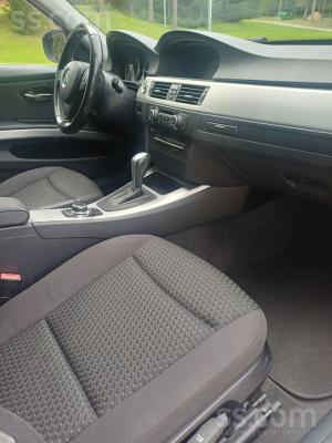 Black BMW 318 2011 in Ogre, with an engine capacity of 2.00 L and mileage of 273 thousand km for 5055 €, photo 16 on AUTOMOTO.COM.LV
