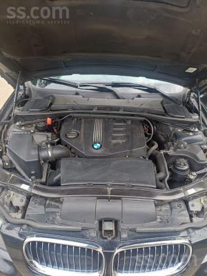 Black BMW 318 2011 in Ogre, with an engine capacity of 2.00 L and mileage of 273 thousand km for 5055 €, photo 28 on AUTOMOTO.COM.LV