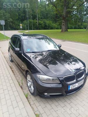 Black BMW 318 2011 in Ogre, with an engine capacity of 2.00 L and mileage of 273 thousand km for 5055 €, photo 32 on AUTOMOTO.COM.LV