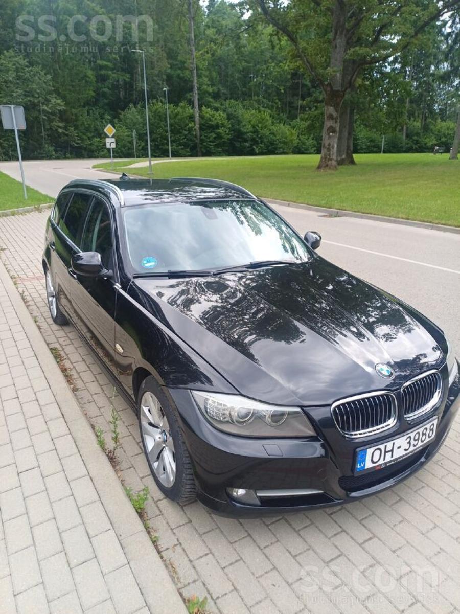 Black BMW 318 2011 in Ogre, with an engine capacity of 2.00 L and mileage of 273 thousand km for 5055 €, photo 32 on AUTOMOTO.COM.LV