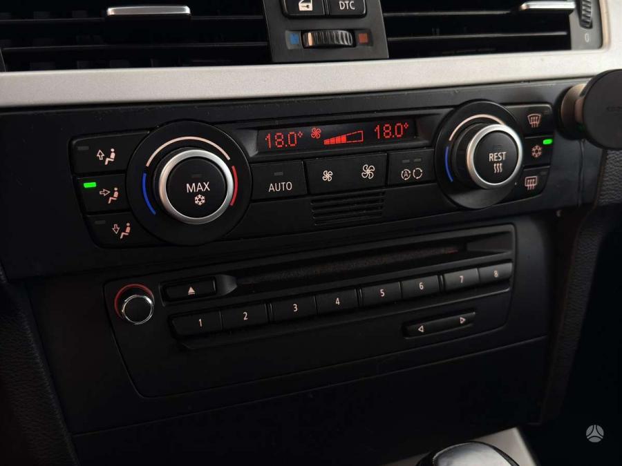 Black BMW 318 2011 in Kaunas, with an engine capacity of 2.00 L and mileage of 376 thousand km for 4999 €, photo 17 on AUTOMOTO.COM.LV