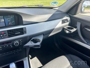 Melns BMW 318 2011 Rīga, ar dzinēja tilpumu 2.00 L un nobraukumu 274 tūkst. km par 5399 €, foto 24 vietnē AUTOMOTO.COM.LV