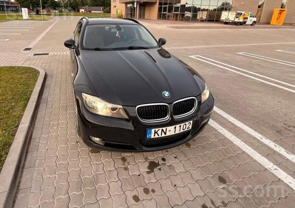Melns BMW 318 2011 Valmiera, ar dzinēja tilpumu 2.00 L un nobraukumu 391 tūkst. km par 4200 €, foto 3 vietnē AUTOMOTO.COM.LV