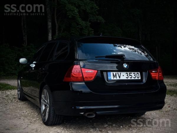 Melns BMW 318 2011 Valmiera, ar dzinēja tilpumu 2.00 L un nobraukumu 348 tūkst. km par 5900 €, foto 3 vietnē AUTOMOTO.COM.LV