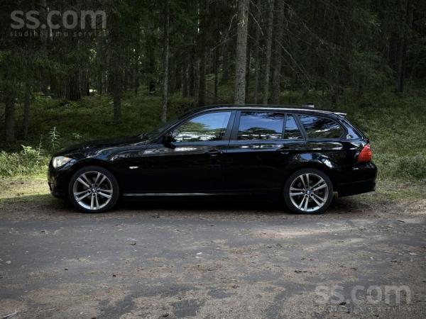 Melns BMW 318 2011 Valmiera, ar dzinēja tilpumu 2.00 L un nobraukumu 348 tūkst. km par 5900 €, foto 5 vietnē AUTOMOTO.COM.LV