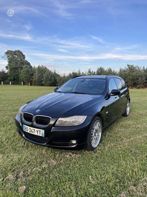 БМВ 318 2011 в Таураге на AUTOMOTO.COM.LV Черный БМВ 318 2011 в Таураге, объемом двигателя 2.00 л и пробегом 301 тыс. км за 3150 €, фото 5 на AUTOMOTO.COM.LV