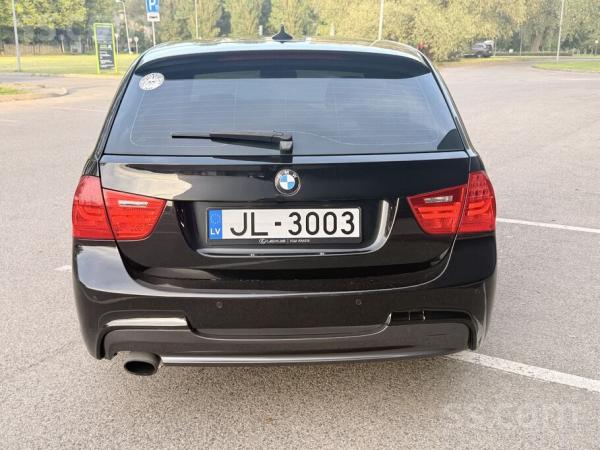 BMW 318 2011 in Riga on AUTOMOTO.COM.LV Black BMW 318 2011 in Riga, with an engine capacity of 2.00 L and mileage of 249 thousand km for 5700 €, photo 5 on AUTOMOTO.COM.LV