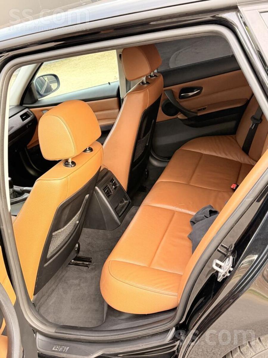 Melns BMW 318 2011 Rīga, ar dzinēja tilpumu 2.00 L un nobraukumu 249 tūkst. km par 5700 €, foto 6 vietnē AUTOMOTO.COM.LV