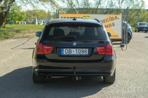 Black BMW 318 2012 in Liepaja, with an engine capacity of 2.00 L and mileage of 266 thousand km for 6450 €, photo 3 on AUTOMOTO.COM.LV
