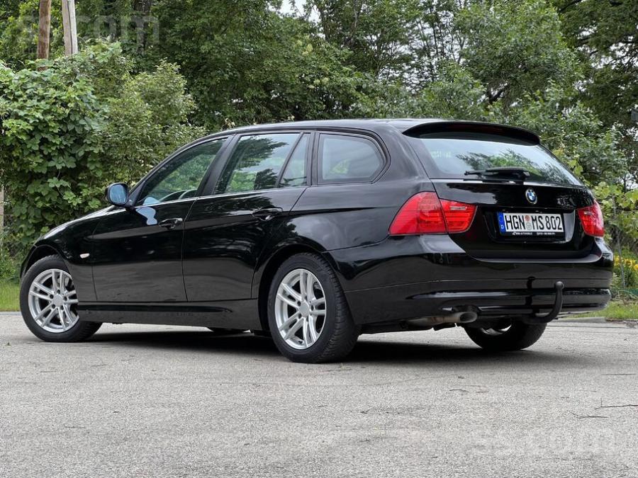 Black BMW 318 2012 in Jelgava, with an engine capacity of 2.00 L and mileage of 269 thousand km for 1450 €, photo 4 on AUTOMOTO.COM.LV