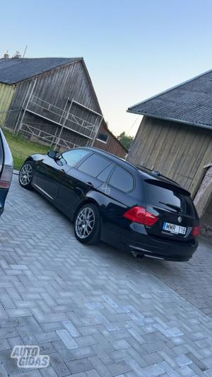 Black BMW 318 2012 in Klaipeda, with an engine capacity of 1.80 L and mileage of 355 thousand km for 6000 €, photo 10 on AUTOMOTO.COM.LV