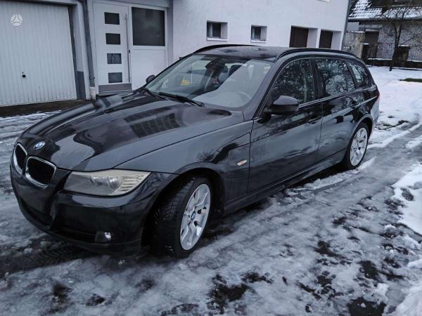 Melns BMW 318 2012 Telšiai, ar dzinēja tilpumu 2.00 L un nobraukumu 253 tūkst. km par 3950 €, foto 1 vietnē AUTOMOTO.COM.LV