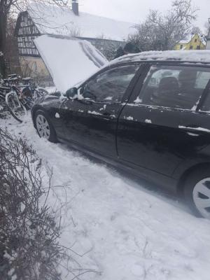 Melns BMW 318 2012 Marijampole, ar dzinēja tilpumu 2.00 L un nobraukumu 415 tūkst. km par 2200 €, foto  vietnē AUTOMOTO.COM.LV