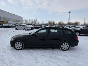 Melns BMW 318 2012 Marijampole, ar dzinēja tilpumu 2.00 L un nobraukumu 415 tūkst. km par 3900 €, foto 2 vietnē AUTOMOTO.COM.LV