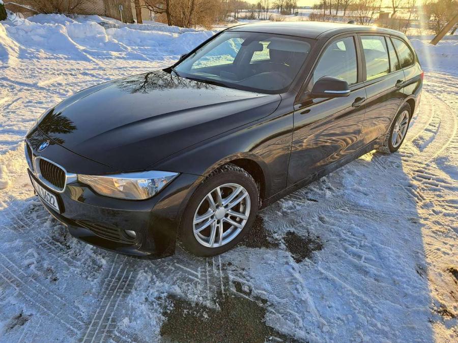 Melns BMW 318 2012 Šilalė, ar dzinēja tilpumu 2.00 L un nobraukumu 220 tūkst. km par 6300 €, foto 1 vietnē AUTOMOTO.COM.LV