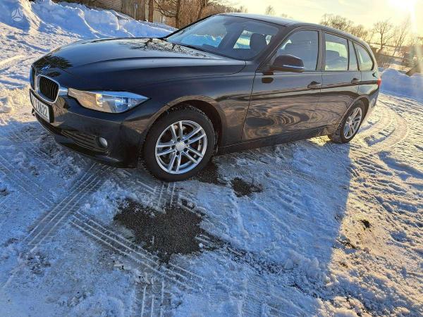 Melns BMW 318 2012 Šilalė, ar dzinēja tilpumu 2.00 L un nobraukumu 220 tūkst. km par 6300 €, foto 2 vietnē AUTOMOTO.COM.LV