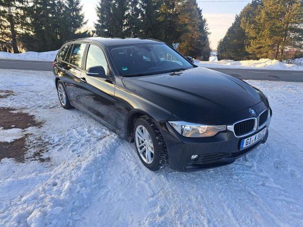 Melns BMW 318 2012 Šilalė, ar dzinēja tilpumu 2.00 L un nobraukumu 220 tūkst. km par 6300 €, foto 9 vietnē AUTOMOTO.COM.LV