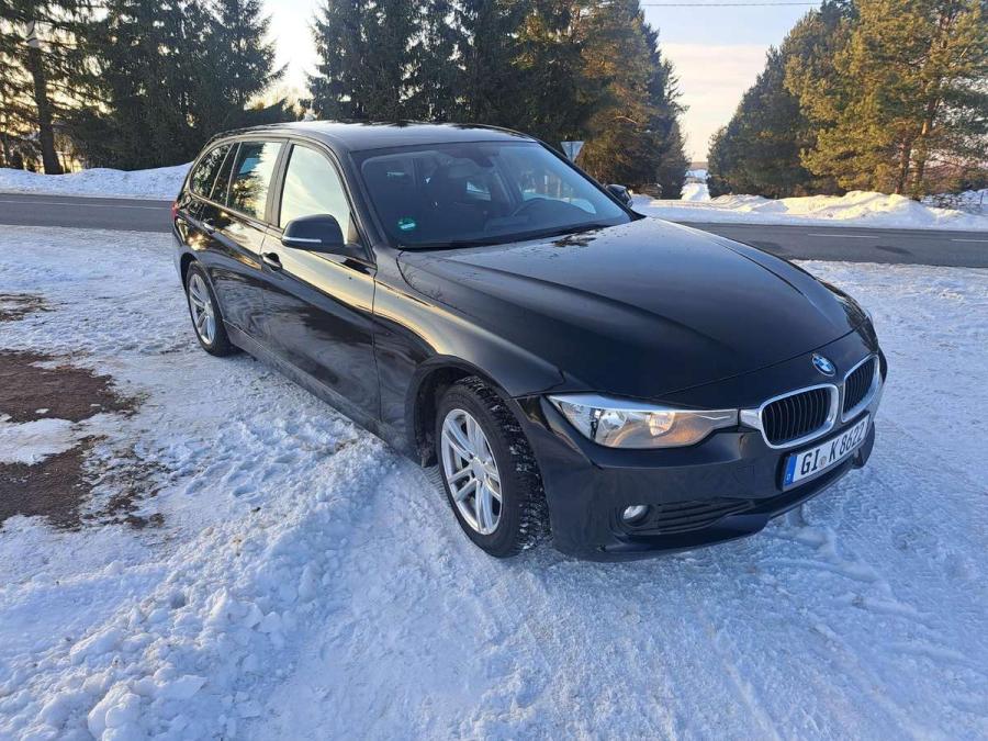 Melns BMW 318 2012 Šilalė, ar dzinēja tilpumu 2.00 L un nobraukumu 220 tūkst. km par 6300 €, foto 9 vietnē AUTOMOTO.COM.LV