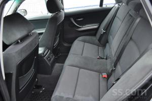 Melns BMW 318 2012 Cēsis, ar dzinēja tilpumu 2.00 L un nobraukumu 251 tūkst. km par 6000 €, foto 10 vietnē AUTOMOTO.COM.LV