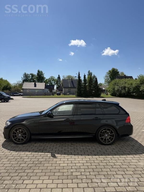 Melns BMW 318 2012 Rīga, ar dzinēja tilpumu 2.00 L un nobraukumu 324 tūkst. km par 11100 €, foto 5 vietnē AUTOMOTO.COM.LV