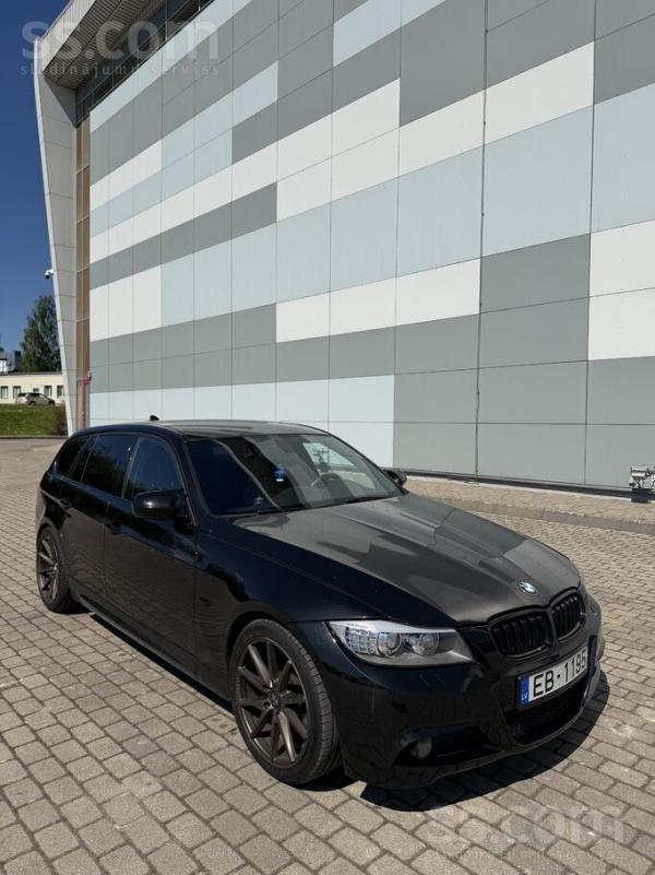Melns BMW 318 2012 Rīga, ar dzinēja tilpumu 2.00 L un nobraukumu 324 tūkst. km par 11100 €, foto 7 vietnē AUTOMOTO.COM.LV