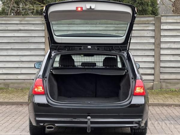 Black BMW 318 2012 in Jelgava, with an engine capacity of 2.00 L and mileage of 269 thousand km for 3999 €, photo 10 on AUTOMOTO.COM.LV