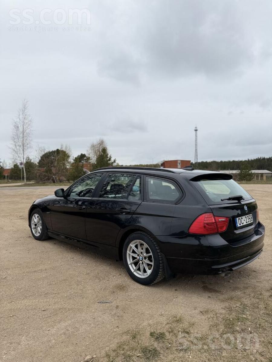 Melns BMW 318 2012 Daugavpils, ar dzinēja tilpumu 2.00 L un nobraukumu 193 tūkst. km par 4700 €, foto 6 vietnē AUTOMOTO.COM.LV