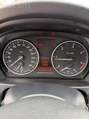 Melns BMW 318 2012 Daugavpils, ar dzinēja tilpumu 2.00 L un nobraukumu 193 tūkst. km par 4700 €, foto 10 vietnē AUTOMOTO.COM.LV
