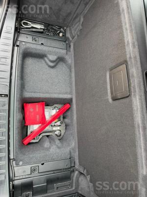 Melns BMW 318 2012 Daugavpils, ar dzinēja tilpumu 2.00 L un nobraukumu 193 tūkst. km par 4700 €, foto 17 vietnē AUTOMOTO.COM.LV