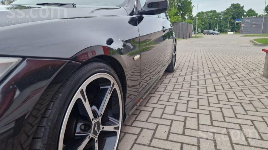 Melns BMW 318 2012 Jelgava, ar dzinēja tilpumu 2.00 L un nobraukumu 402 tūkst. km par 4450 €, foto 23 vietnē AUTOMOTO.COM.LV