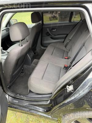 Black BMW 318 2012 in Riga, with an engine capacity of 2.00 L and mileage of 235 thousand km for 3800 €, photo 10 on AUTOMOTO.COM.LV